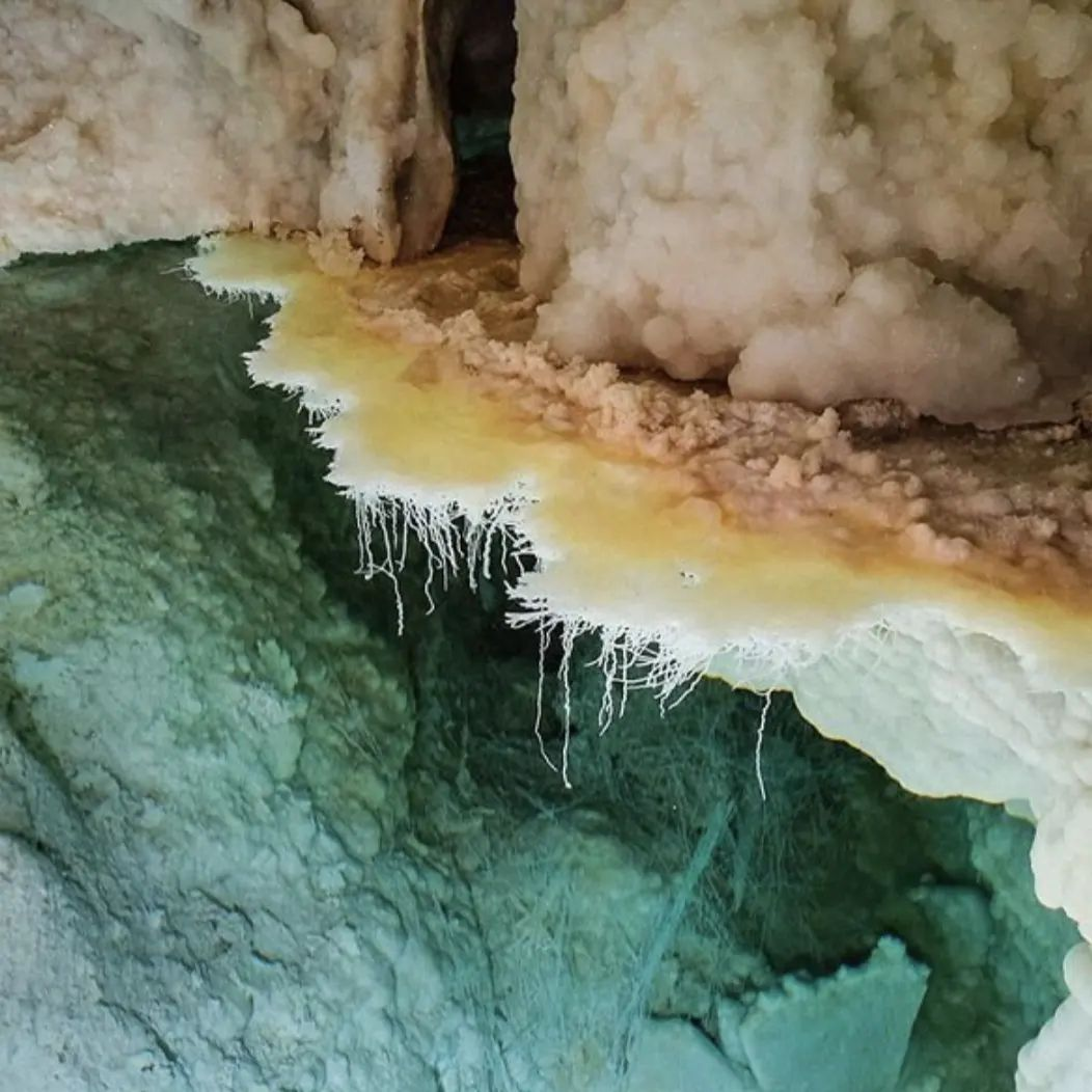 Lechuguilla Cave - Weird History Stories